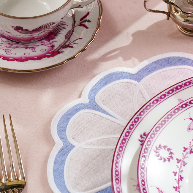 Silicone tablecloth photos and pictures in high resolution