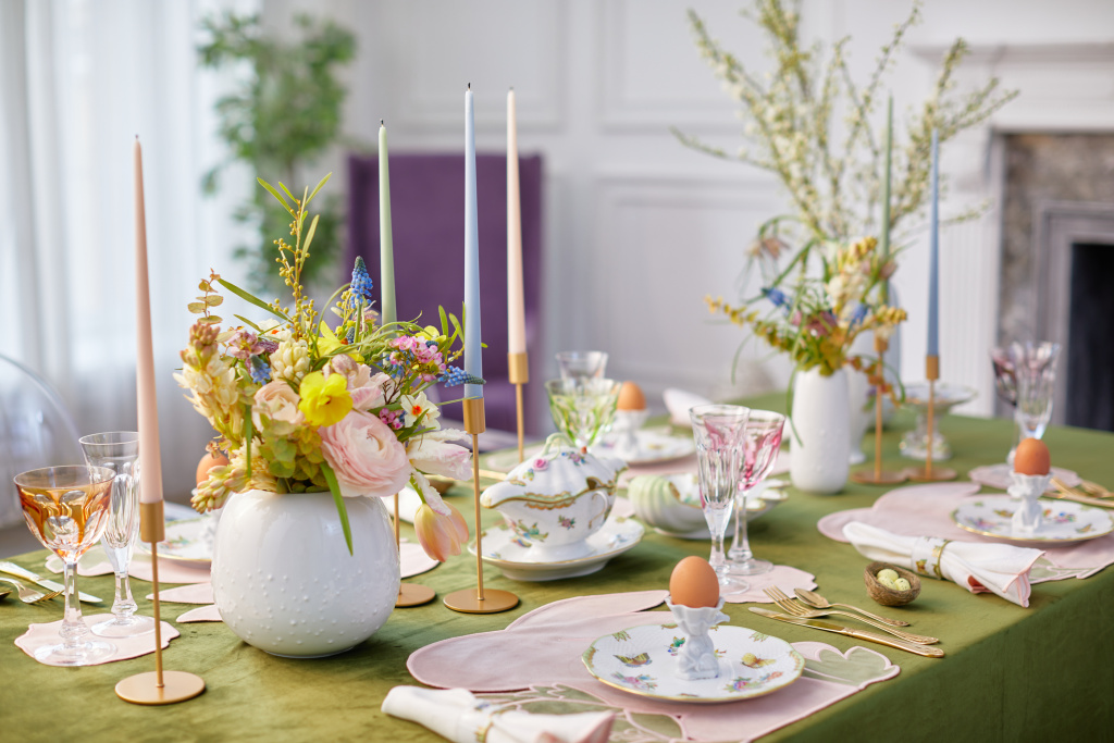 Table setting at home photos and pictures in high resolution